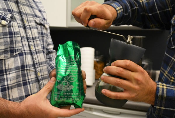 Cat Poop Coffee: What Is It & What Does It Taste Like? - Catster