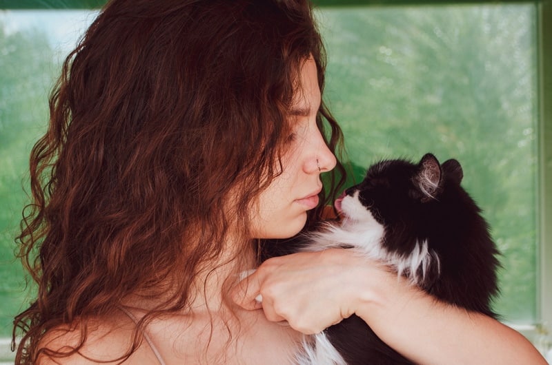 Why Does My Cat Lick My Lips? 10 Likely Reasons - Catster