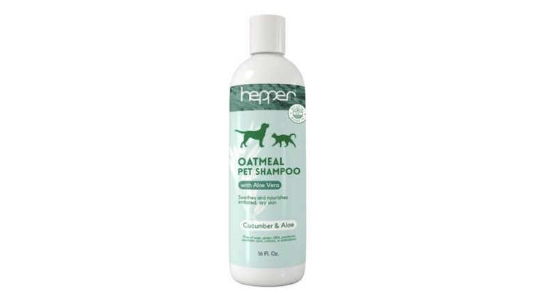 Is Your Cat's Shampoo Poisonous? Dangerous Ingredients Explained - Catster