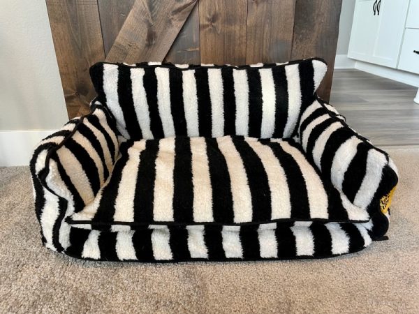 Funny Fuzzy Cat Sofa Bed Review 2026: Our Expert’s Opinion - Catster