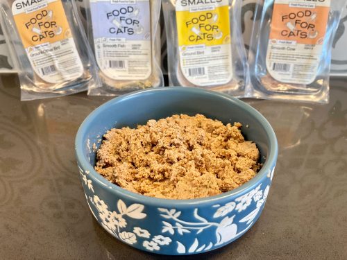 Smalls Cat Food Review 2026: Pros, Cons & Final Verdict - Catster