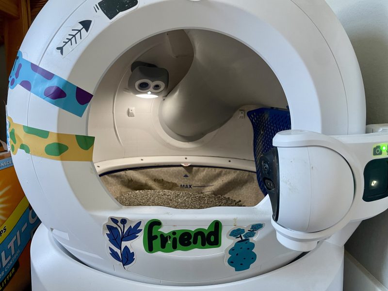 SiiPet LitterLens Litter Box Camera Review: Our Expert’s Opinion - Catster